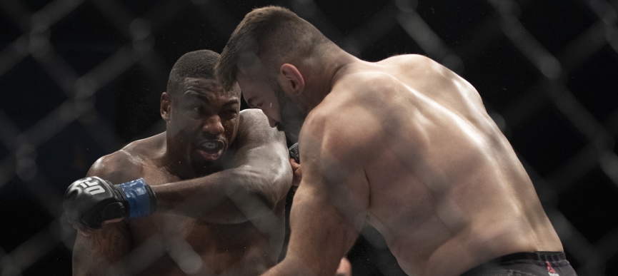 UFC 172 Picks: Early Trends Betting Guide | ODDS.com